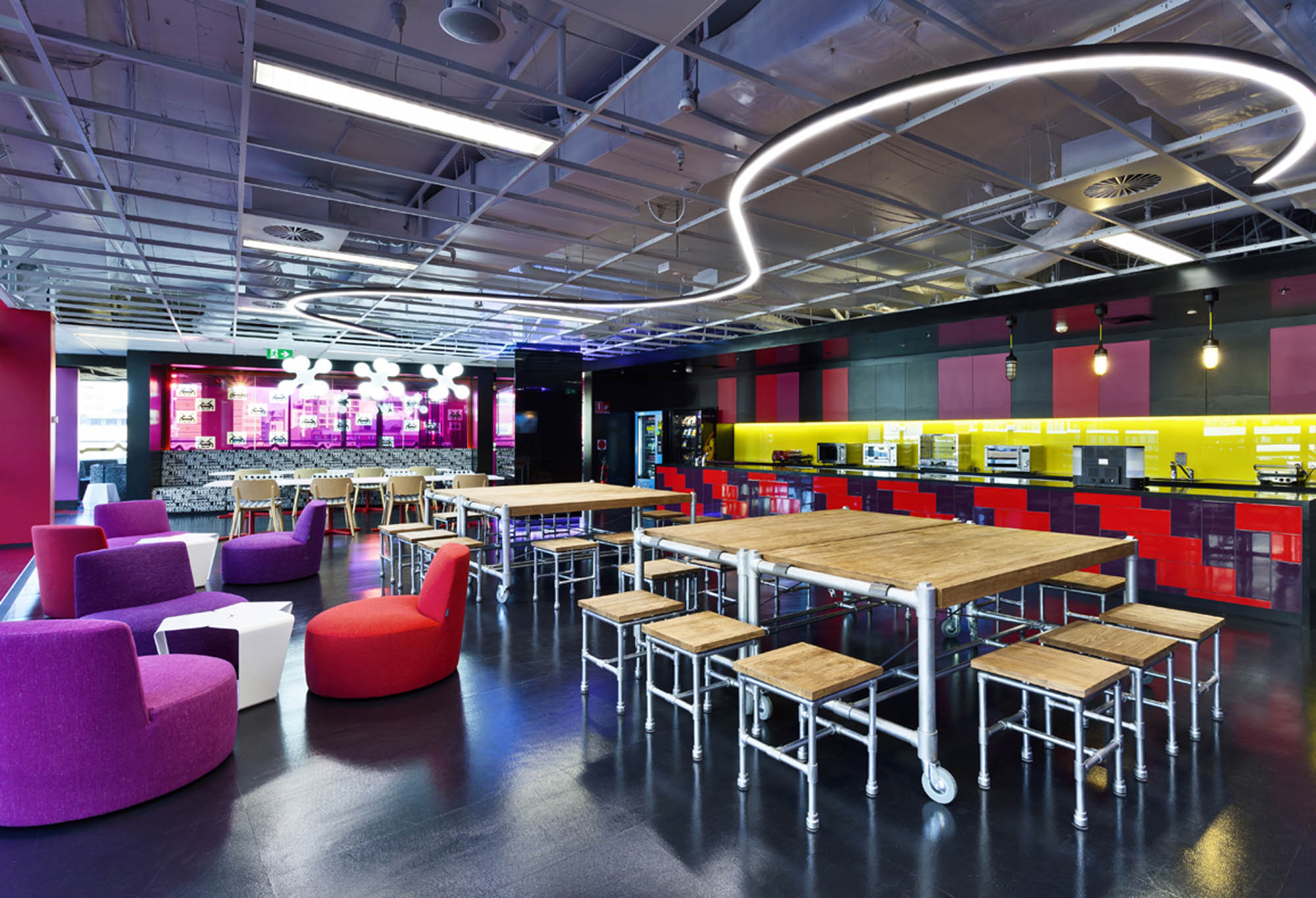 Multinational Corporate Headquarters | Schiavello Construction Multinational Corporate Headquarters | Schiavello Construction